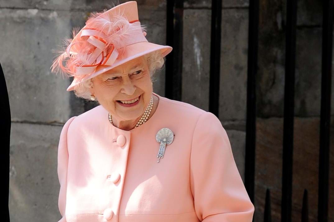 Isabel II vai ter hino pelas seis décadas no trono - a Ferver - Vidas
